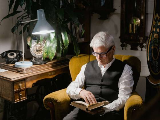 5 Best Table Lamps For Reading In The Bedroom, Living Room, Home Office ...